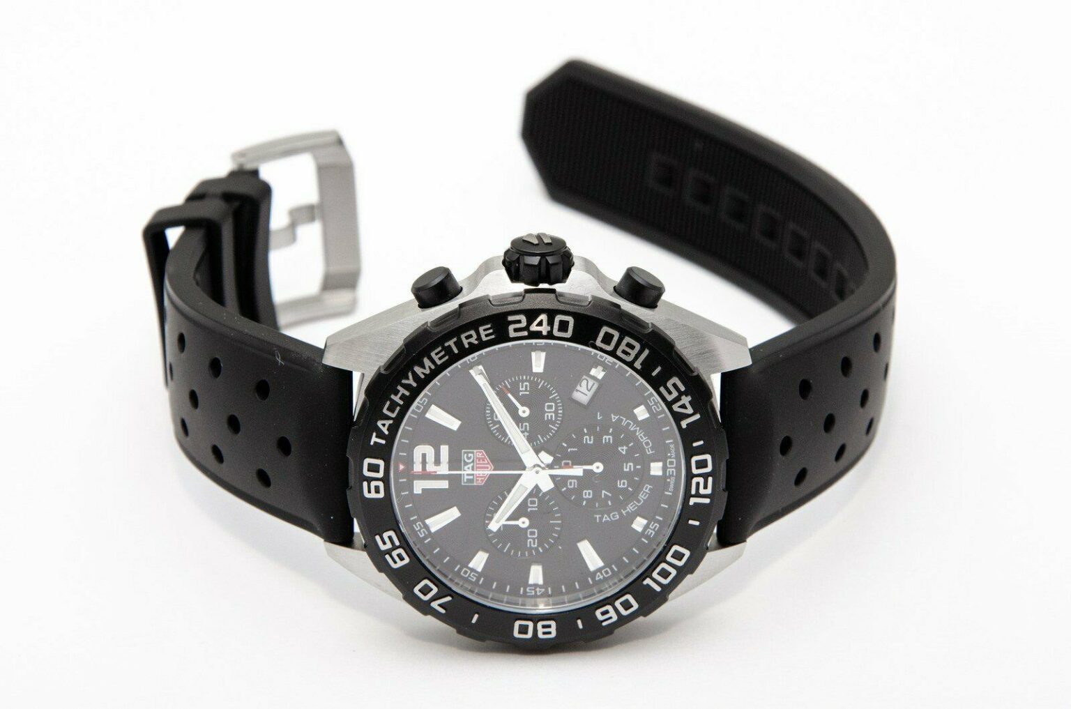 TAG Heuer Formula 1 CAZ1010.FT8024 Men's Quartz Watch - DialOutlet